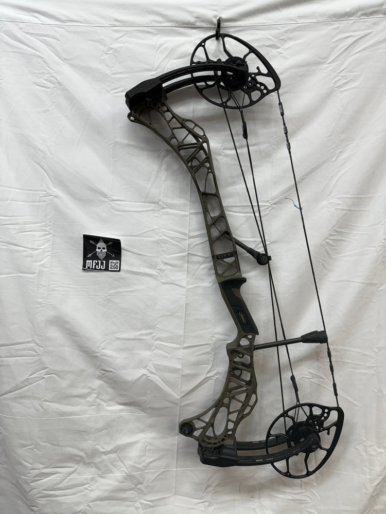 Used Bows – Podium Archer
